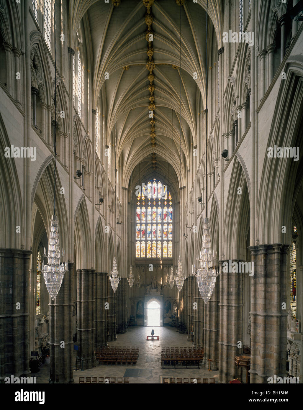 The nave westminster abbey hi-res stock photography and images - Alamy