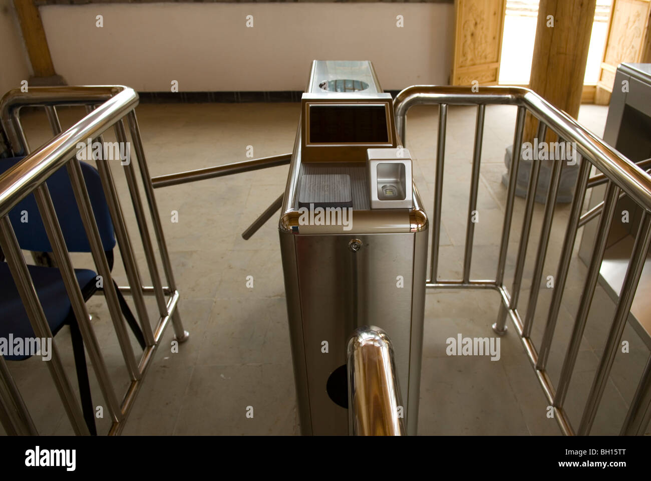 Turnstile entrance ticket hi-res stock photography and images - Alamy