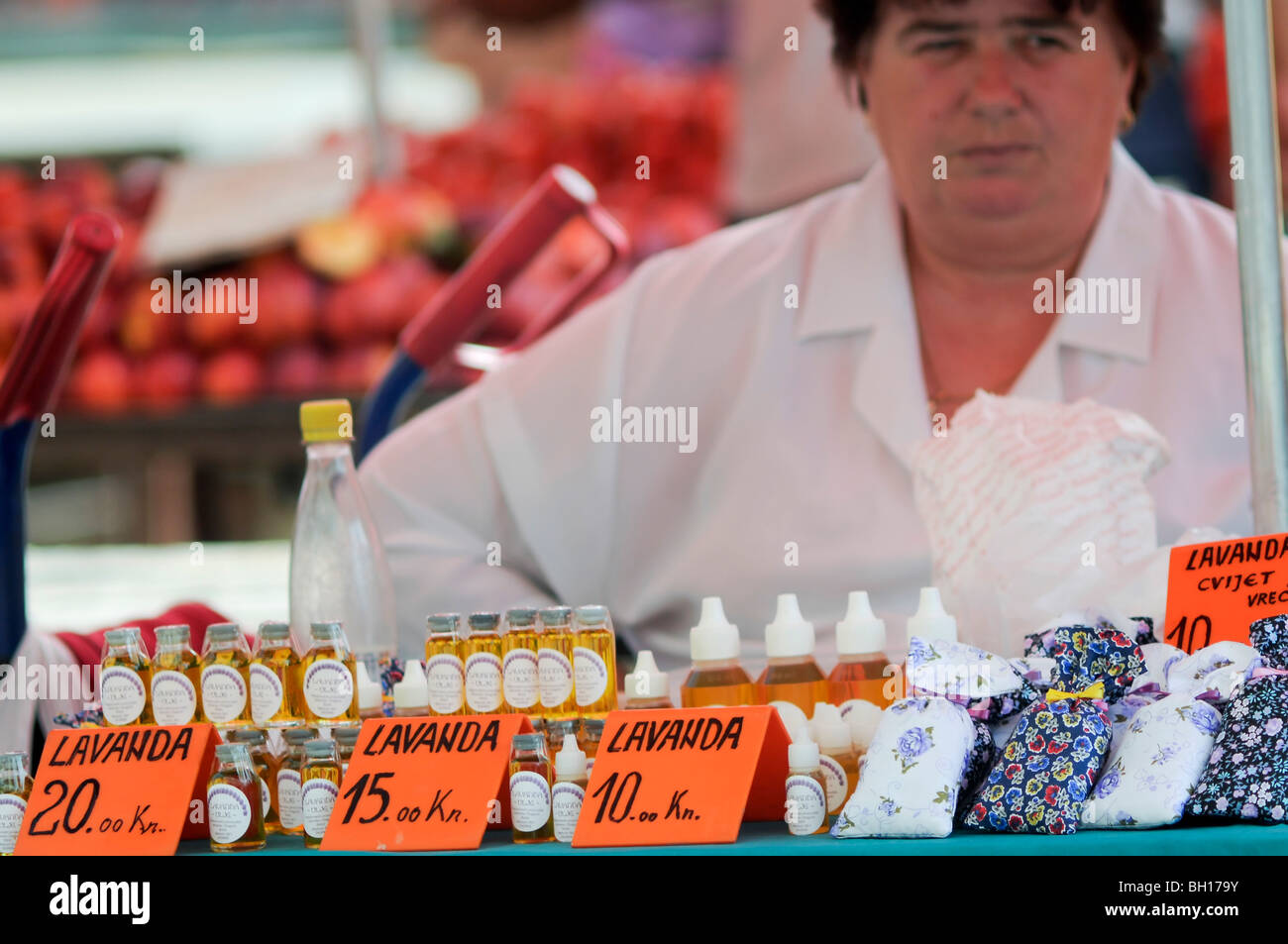 Lavender prices hi-res stock photography and images - Alamy