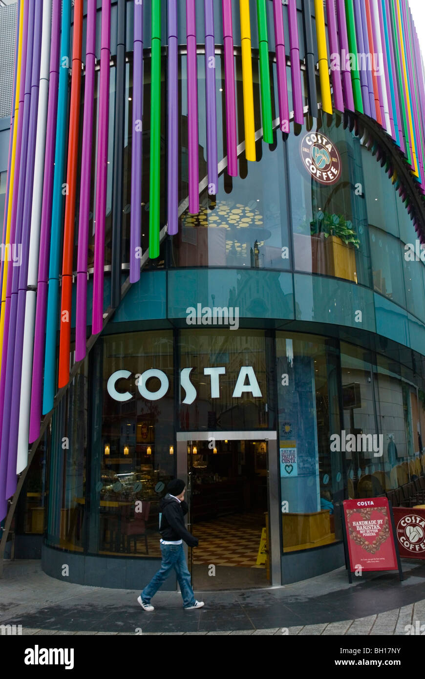 British coffeehouse chain hi-res stock photography and images - Alamy