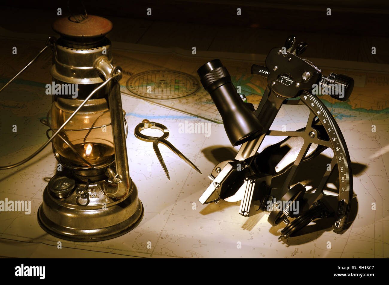 Spike chart hi-res stock photography and images - Alamy