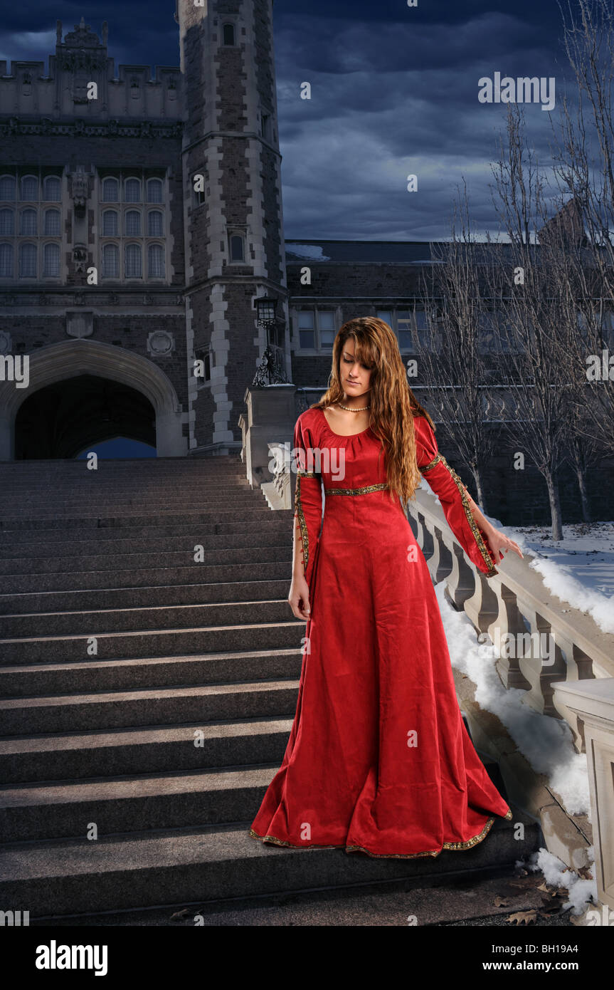 Renaissance clothing hi-res stock photography and images - Alamy