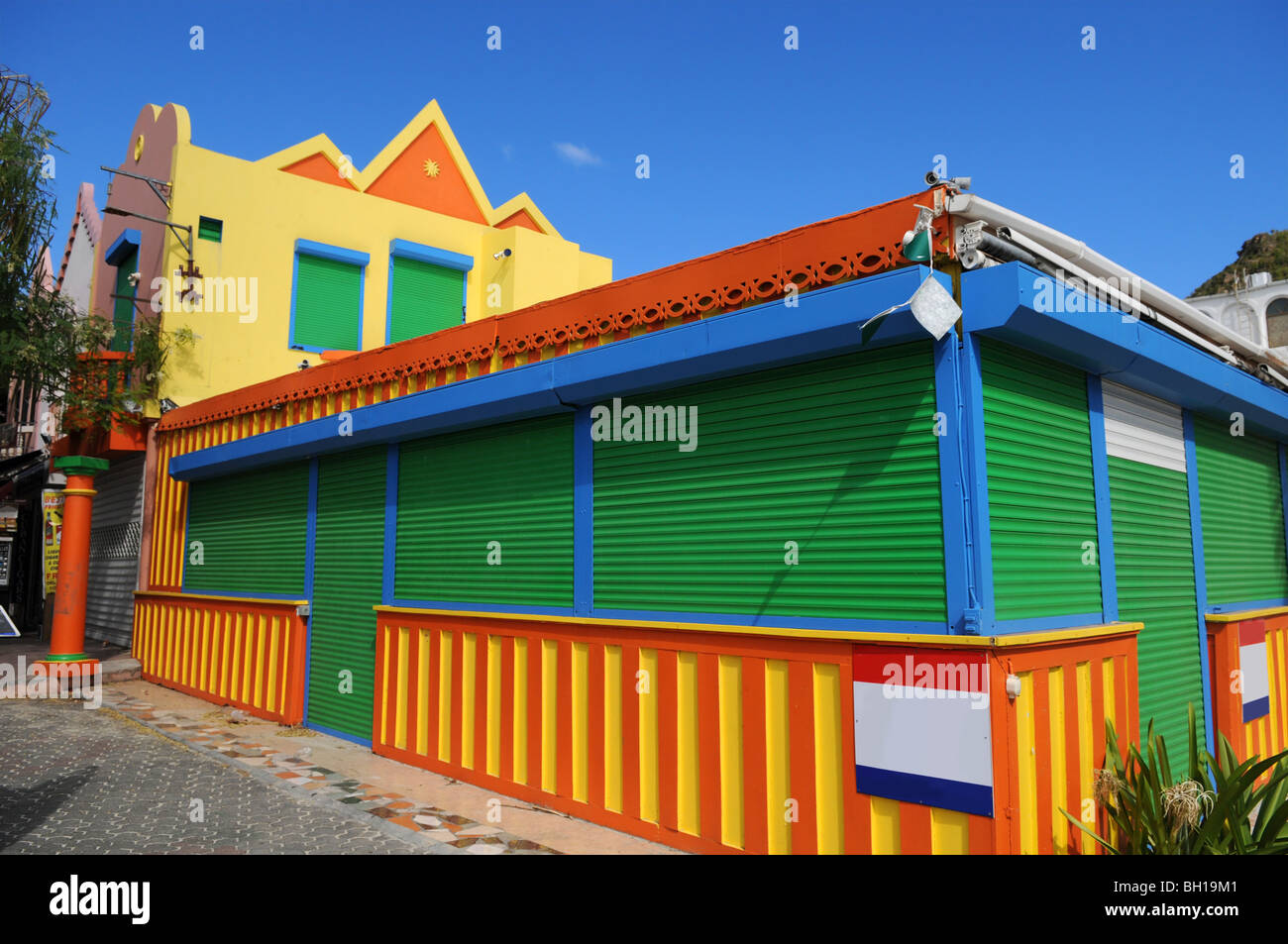 Traditional caribbean house hi-res stock photography and images - Alamy