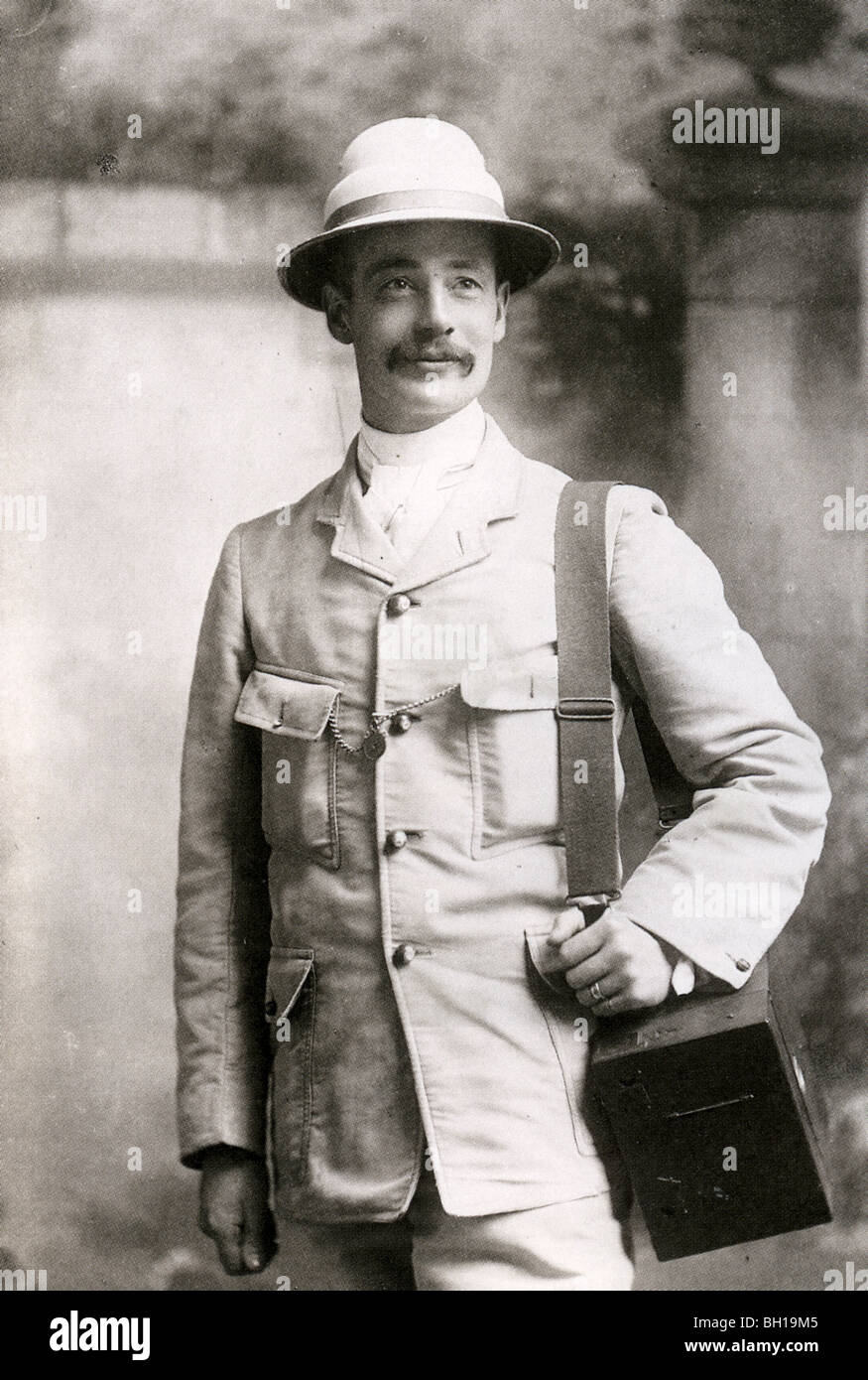 HORACE NICHOLLS - English photographer (1867-1941) who covered the Boer ...