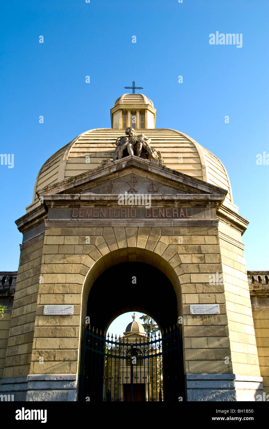 General Cemetery (Cementerio General de Santiago) contains most of the ...