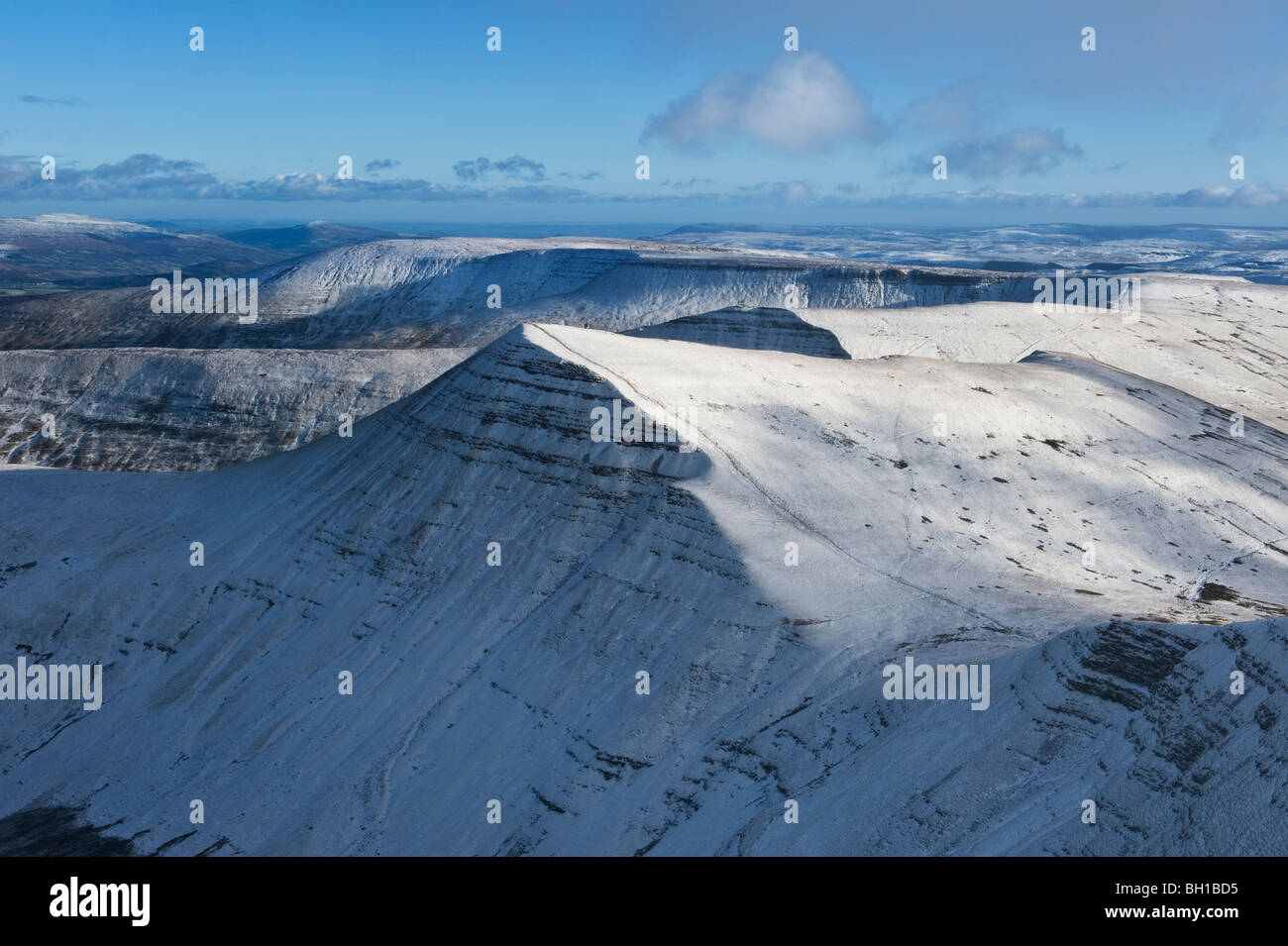 Cribyn with winter snow, Brecon Beacons national park, Wales Stock ...