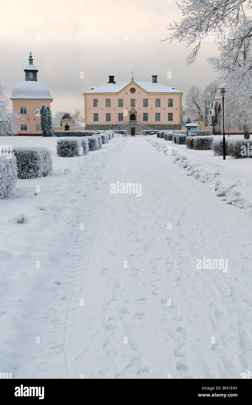 Hässelby castle in midwinter Stock Photo - Alamy