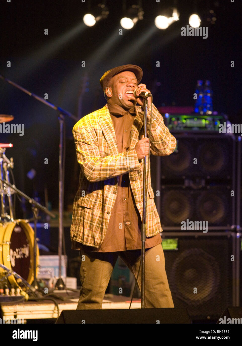 Living colour rock band hi-res stock photography and images - Alamy