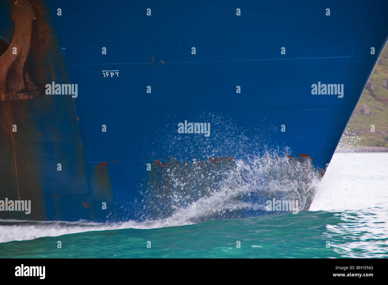 Bow and bow wave of a ship moving through the water Stock Photo - Alamy