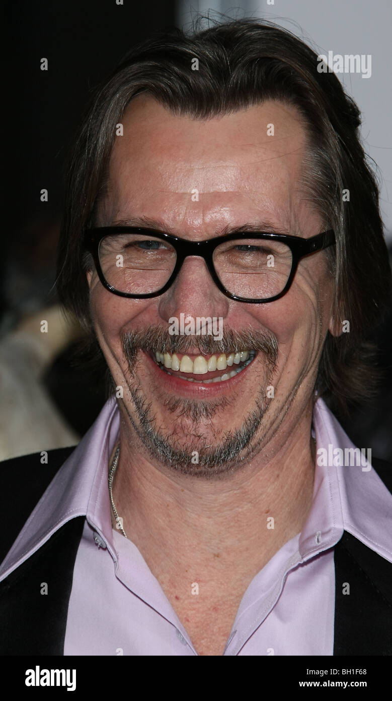 GARY OLDMAN ACTOR HOLLYWOOD LOS ANGELES CA USA 11/01/2010 Stock Photo ...