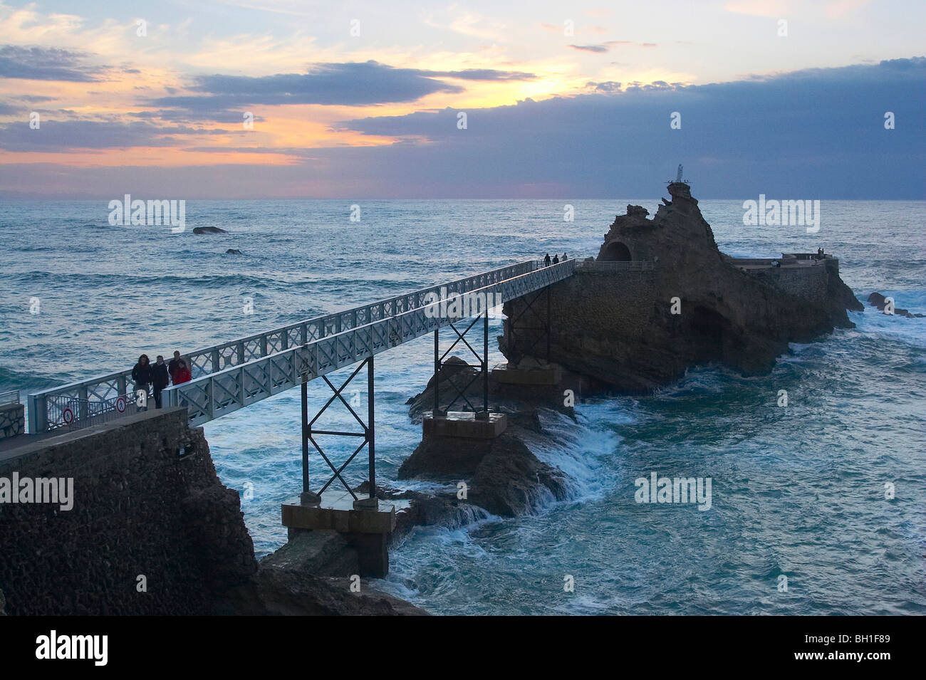 La vierge du rocher hi-res stock photography and images - Alamy
