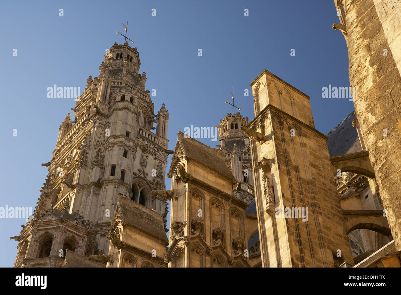 Tours Cathedral, Saint Gatiens cathedral, The Way of St. James, Chemins ...