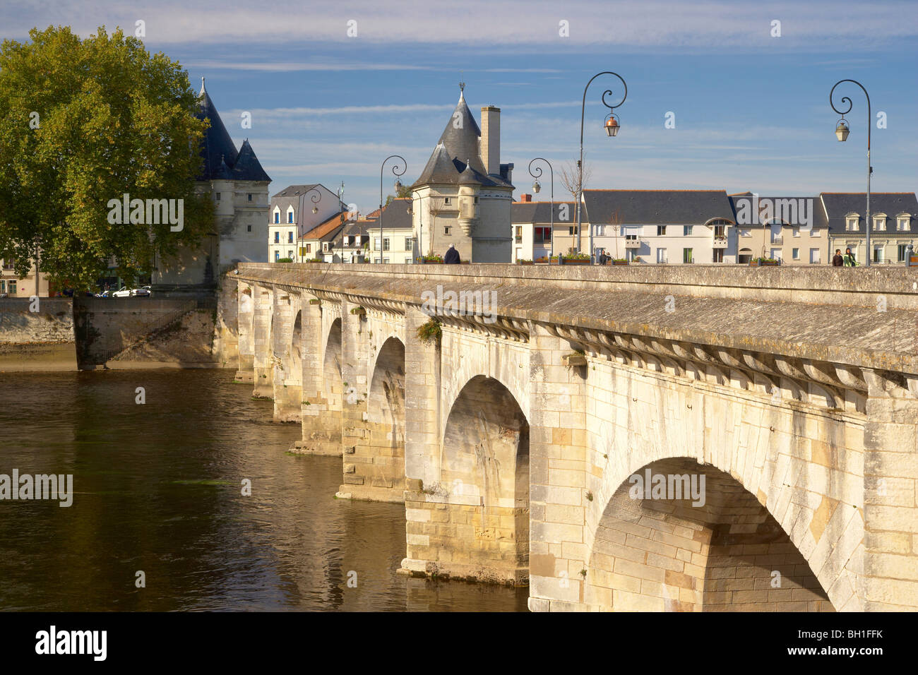 Henri IV bridge over the River Vienne, The Way of St. James, Chemins de ...