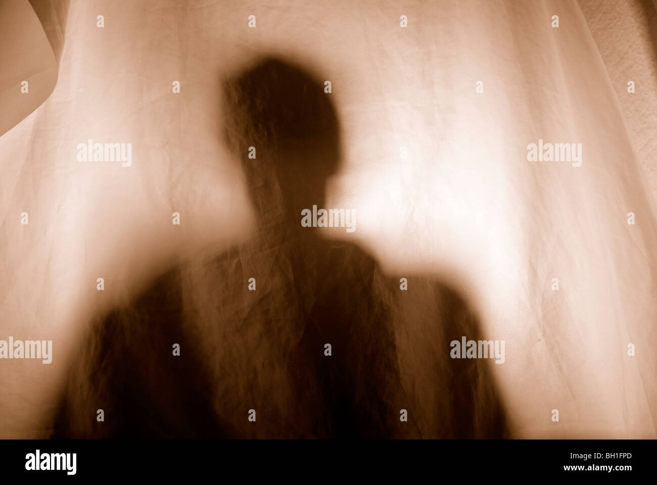 Eerie mystery ominous silhouette hi-res stock photography and images ...