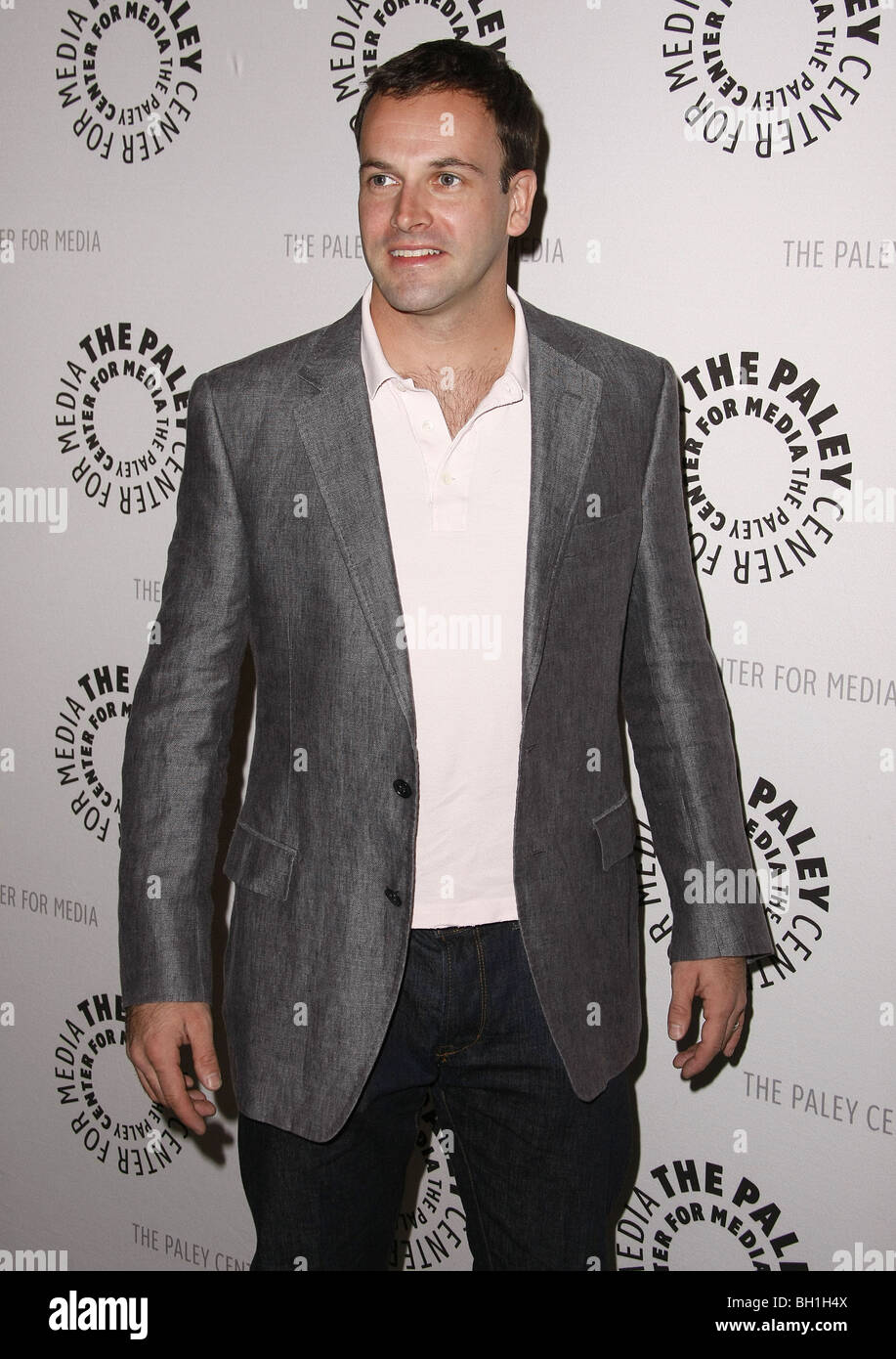 JONNY LEE MILLER ACTOR BEVERLY HILLS CA USA 20/10/2008 Stock Photo - Alamy