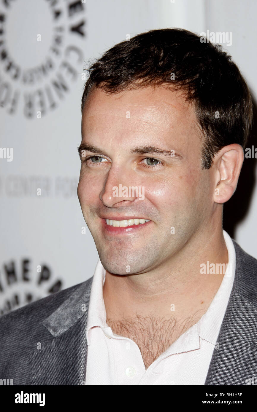 JONNY LEE MILLER ACTOR BEVERLY HILLS CA USA 20/10/2008 Stock Photo - Alamy