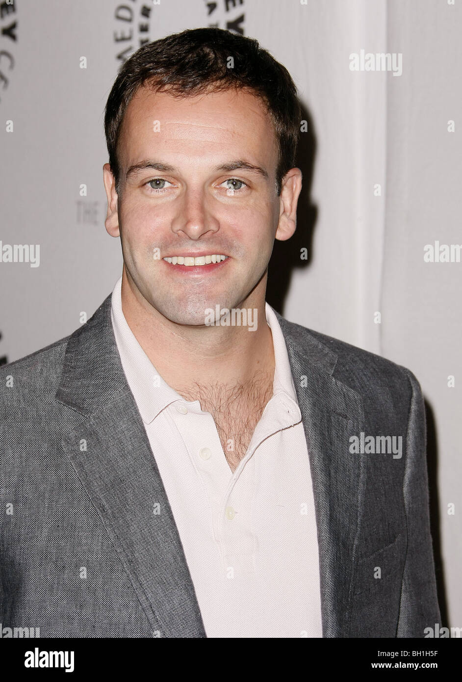 JONNY LEE MILLER ACTOR BEVERLY HILLS CA USA 20/10/2008 Stock Photo - Alamy