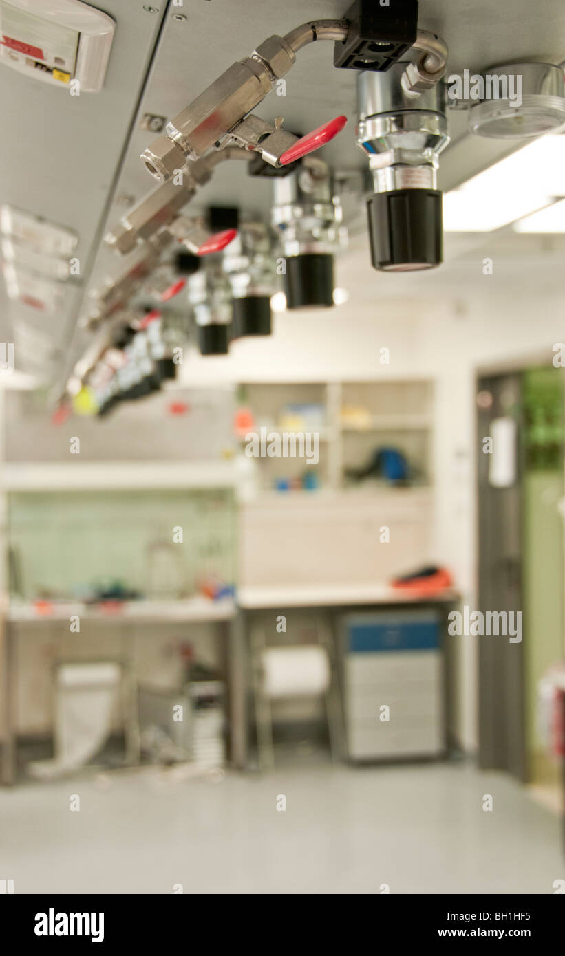 Air lab hi-res stock photography and images - Alamy