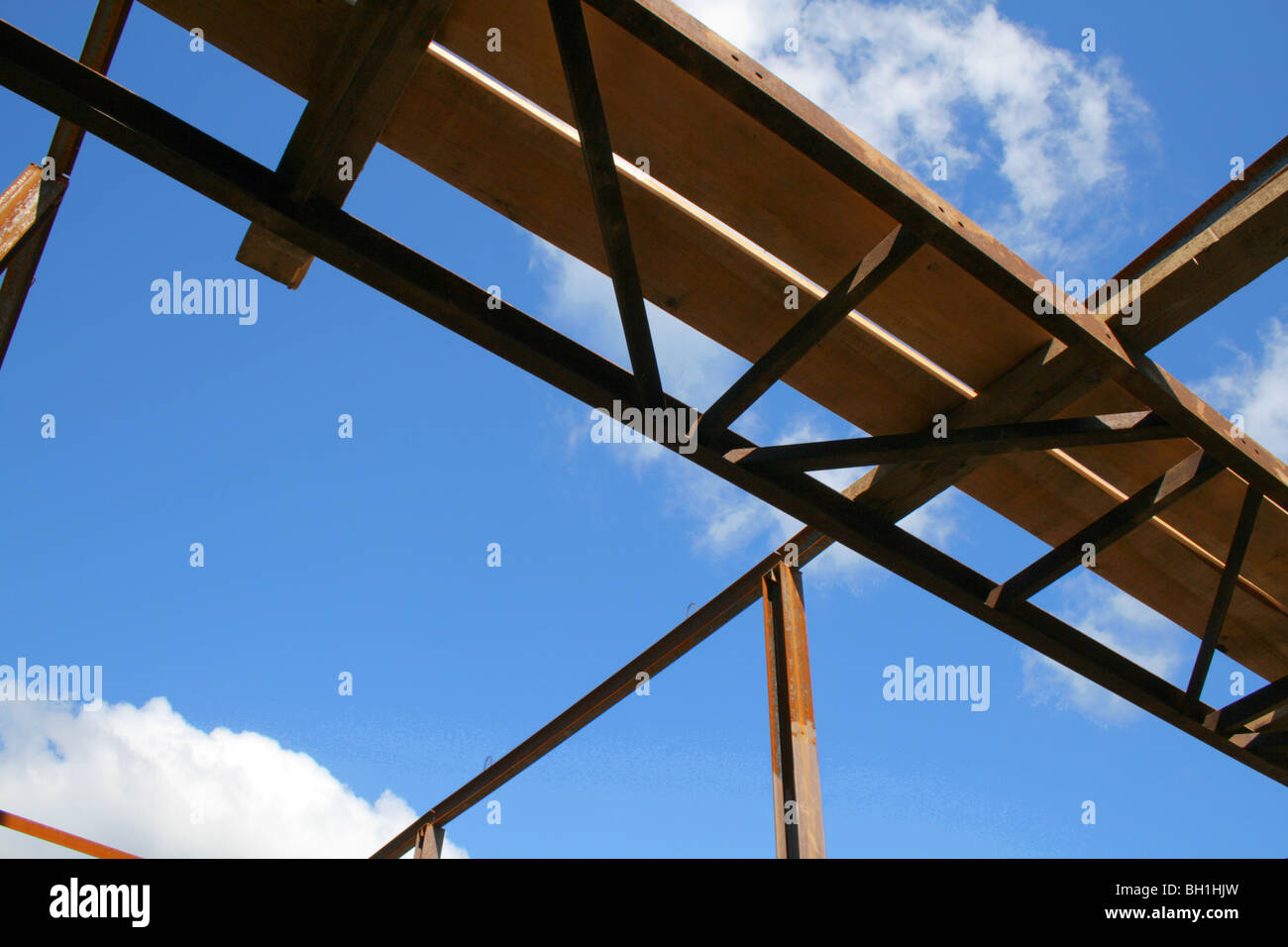 metal node of the connection of pillar and beams Stock Photo - Alamy
