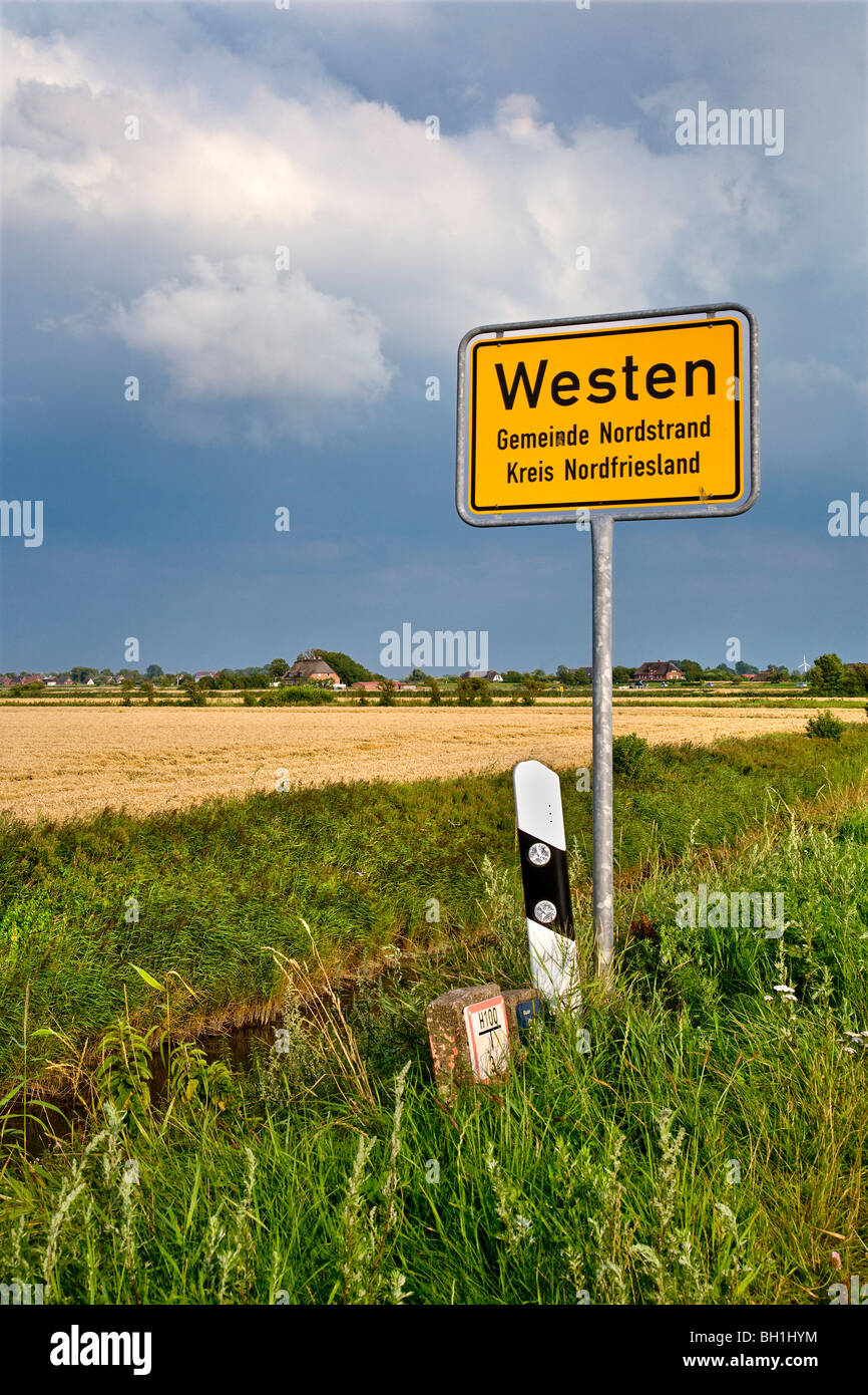 Frisian town hi-res stock photography and images - Alamy