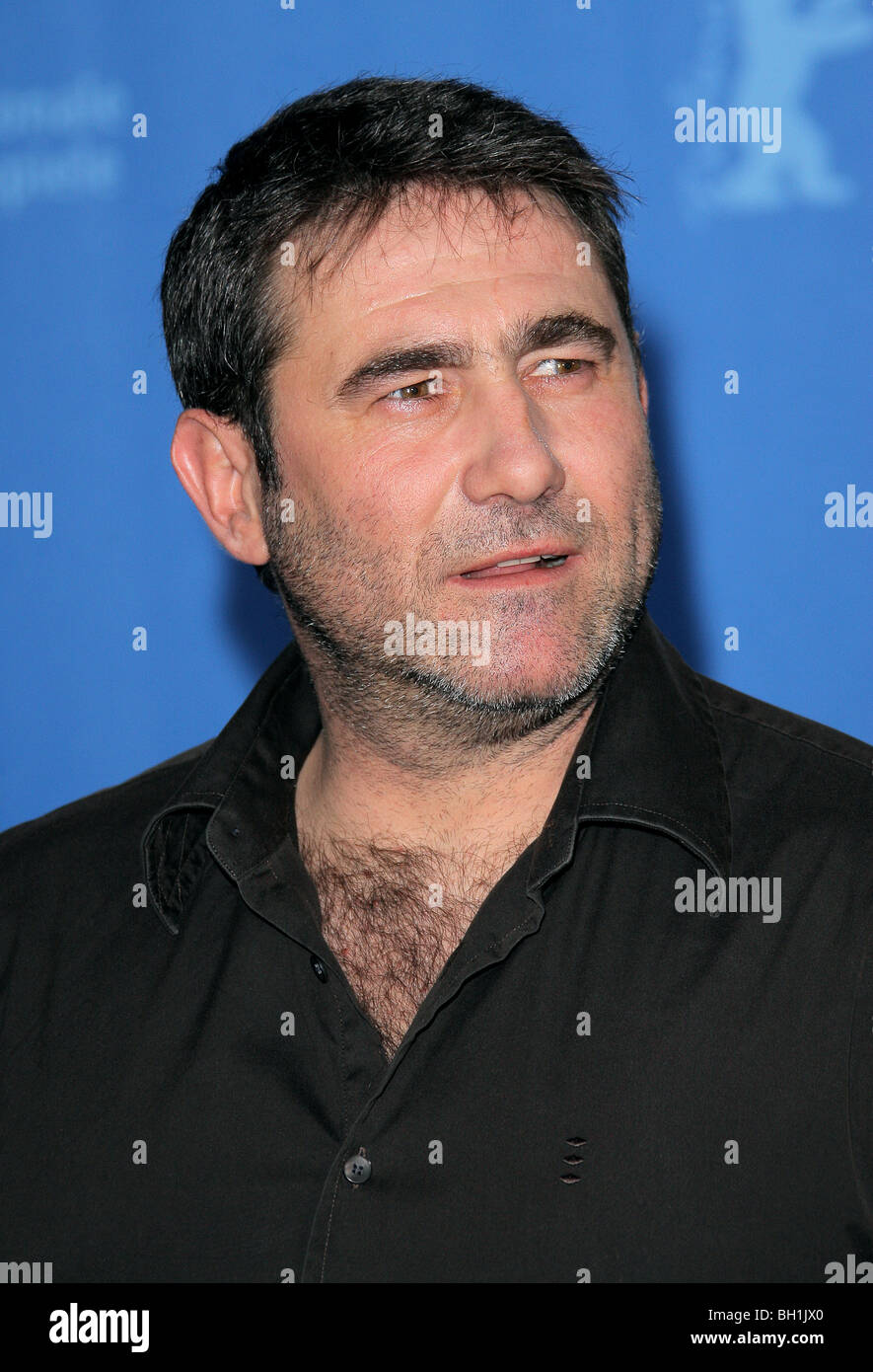 SERGI LOPEZ ACTOR THE GRAND HYATT POTSDAMER PLATZ BERLIN GERMANY 06/02 ...