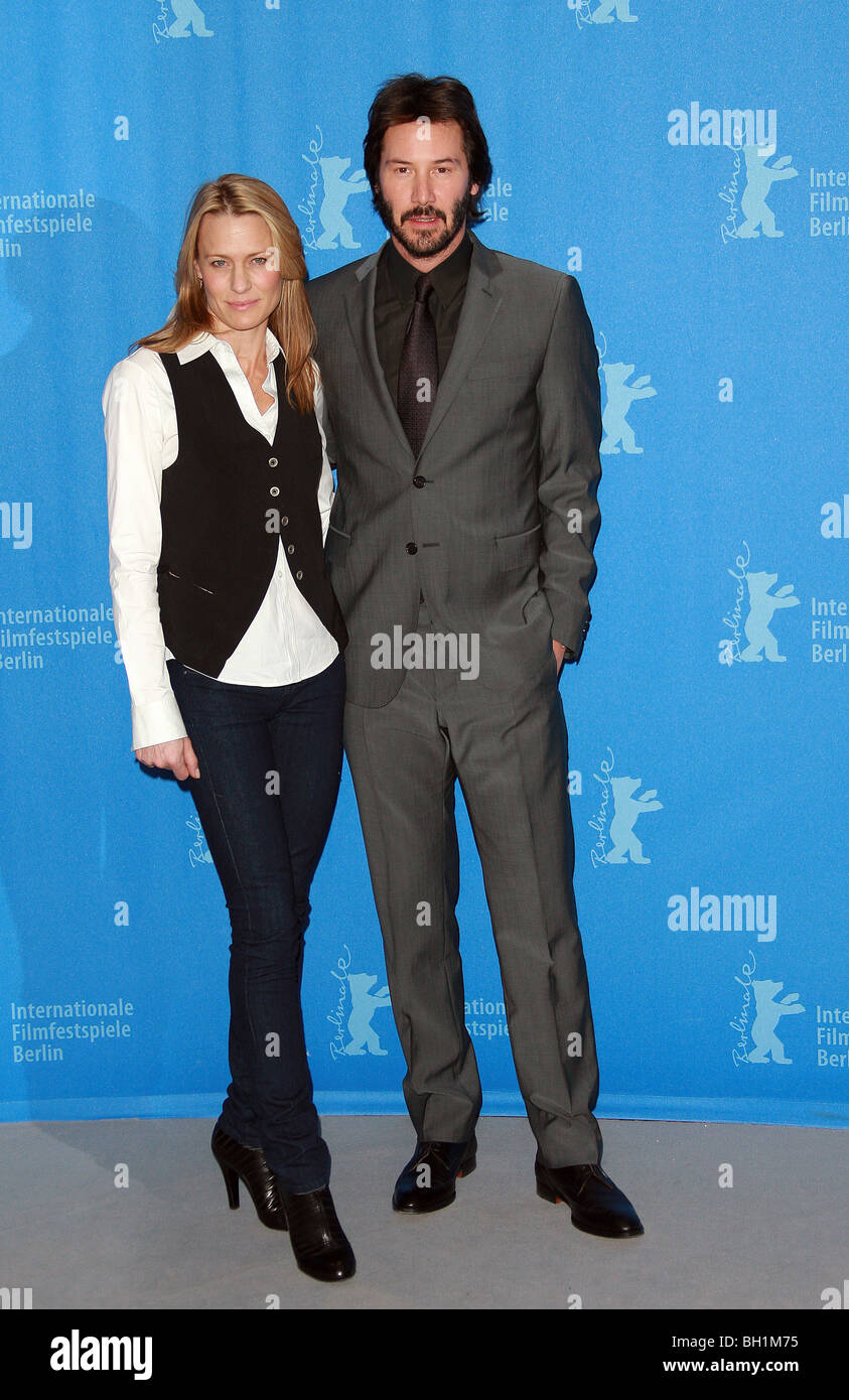 ROBIN WRIGHT PENN & KEANU REEV ACTRESS & ACTOR THE GRAND HYATT ...