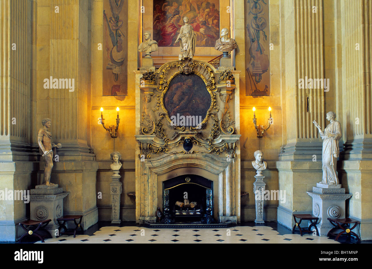 Castle howard interior hi-res stock photography and images - Alamy