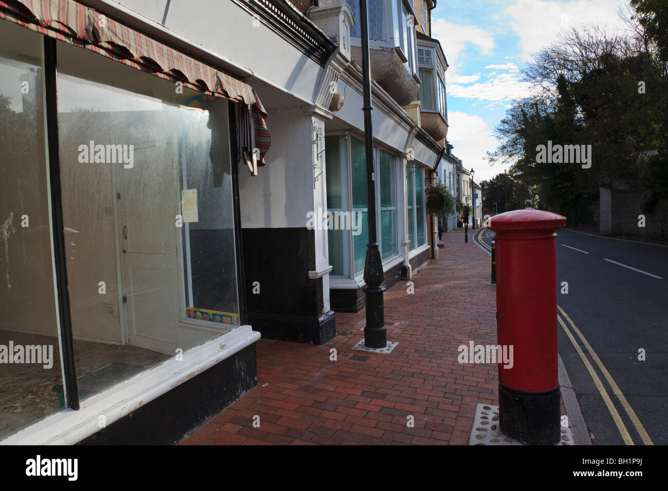 Village empty shops hi-res stock photography and images - Alamy