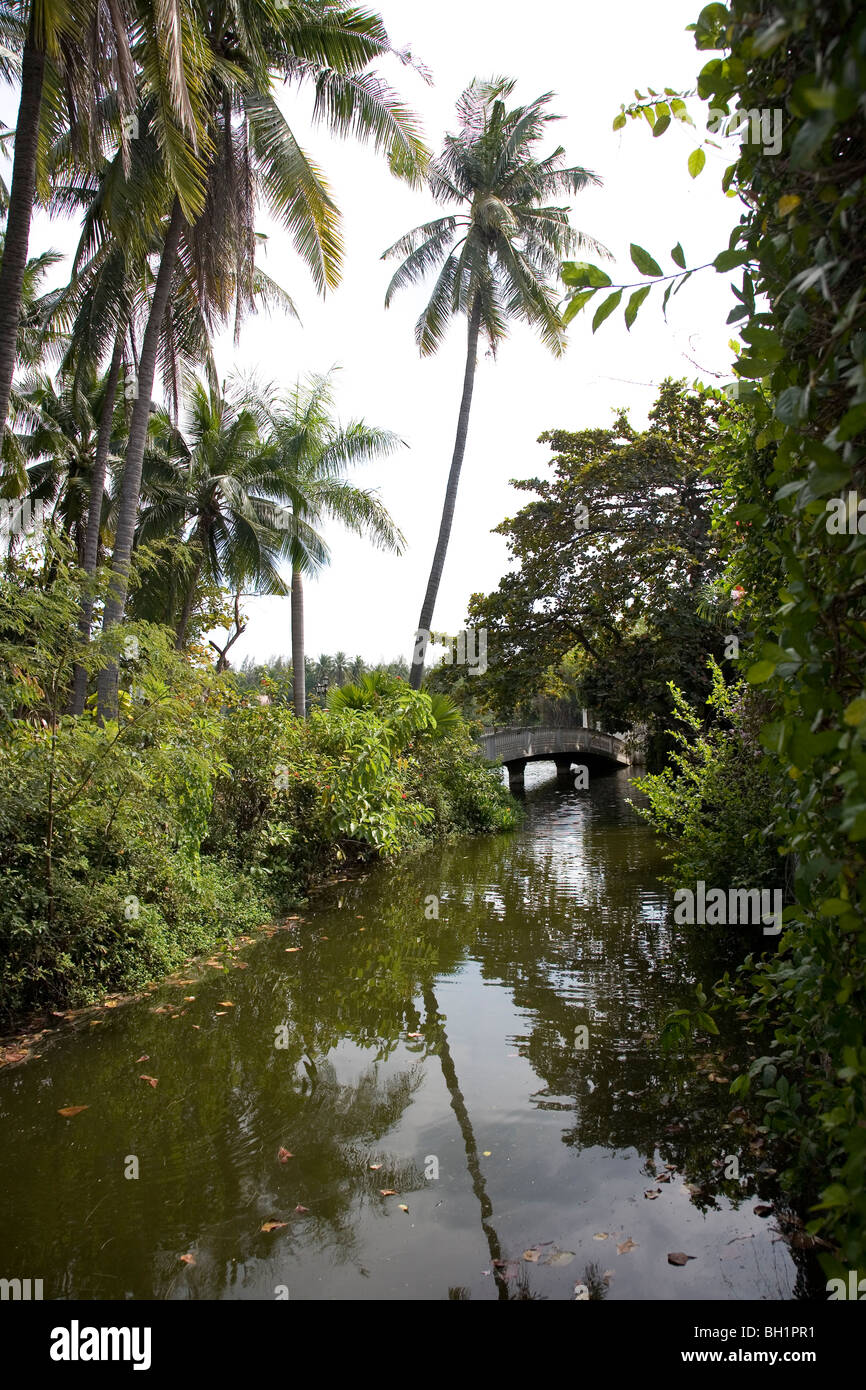 Bridge at Rose Garden Stock Photo - Alamy