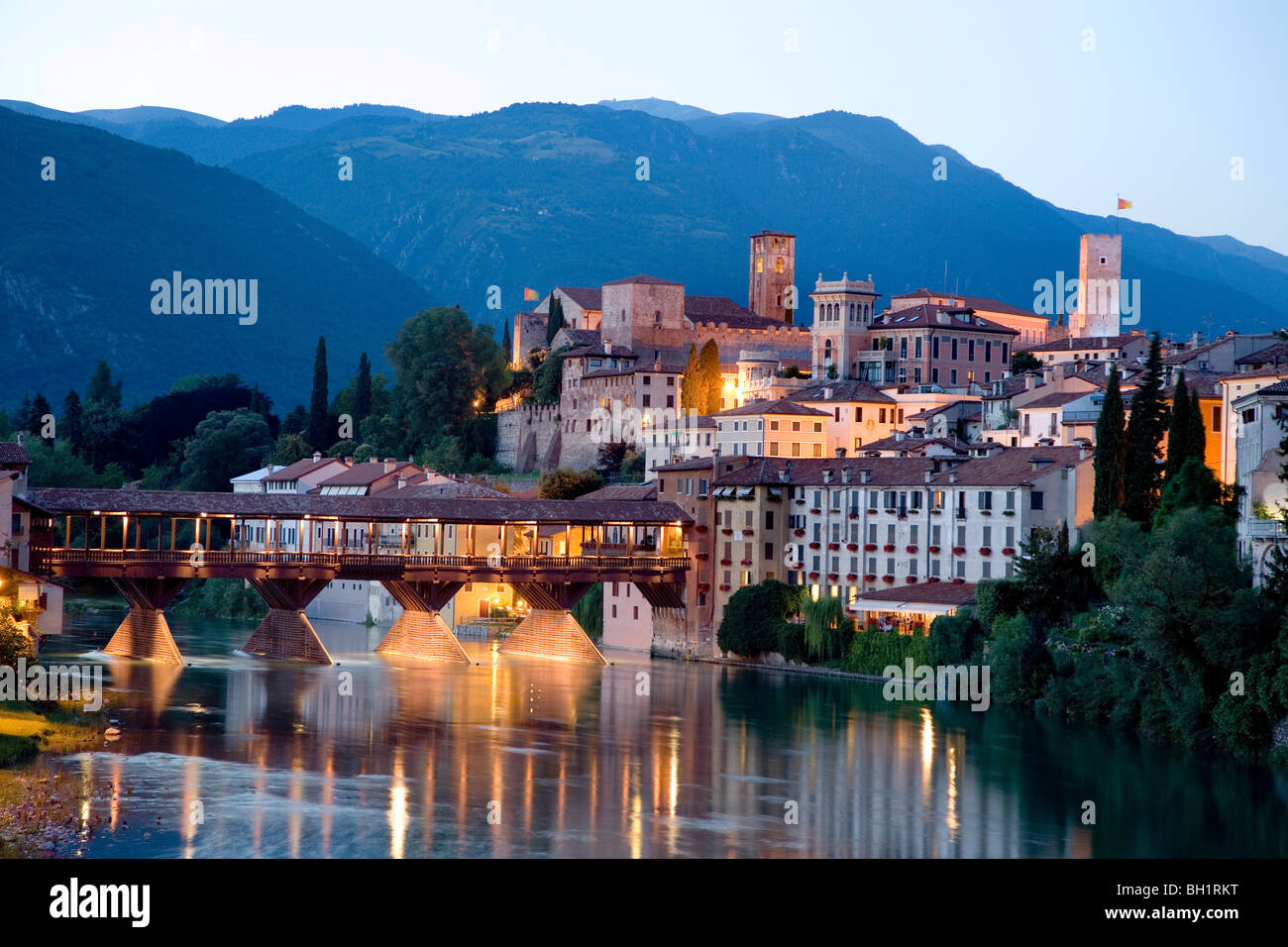 Alpini Bridge, Bassano del Grappa, Veneto, Italy Stock Photo - Alamy