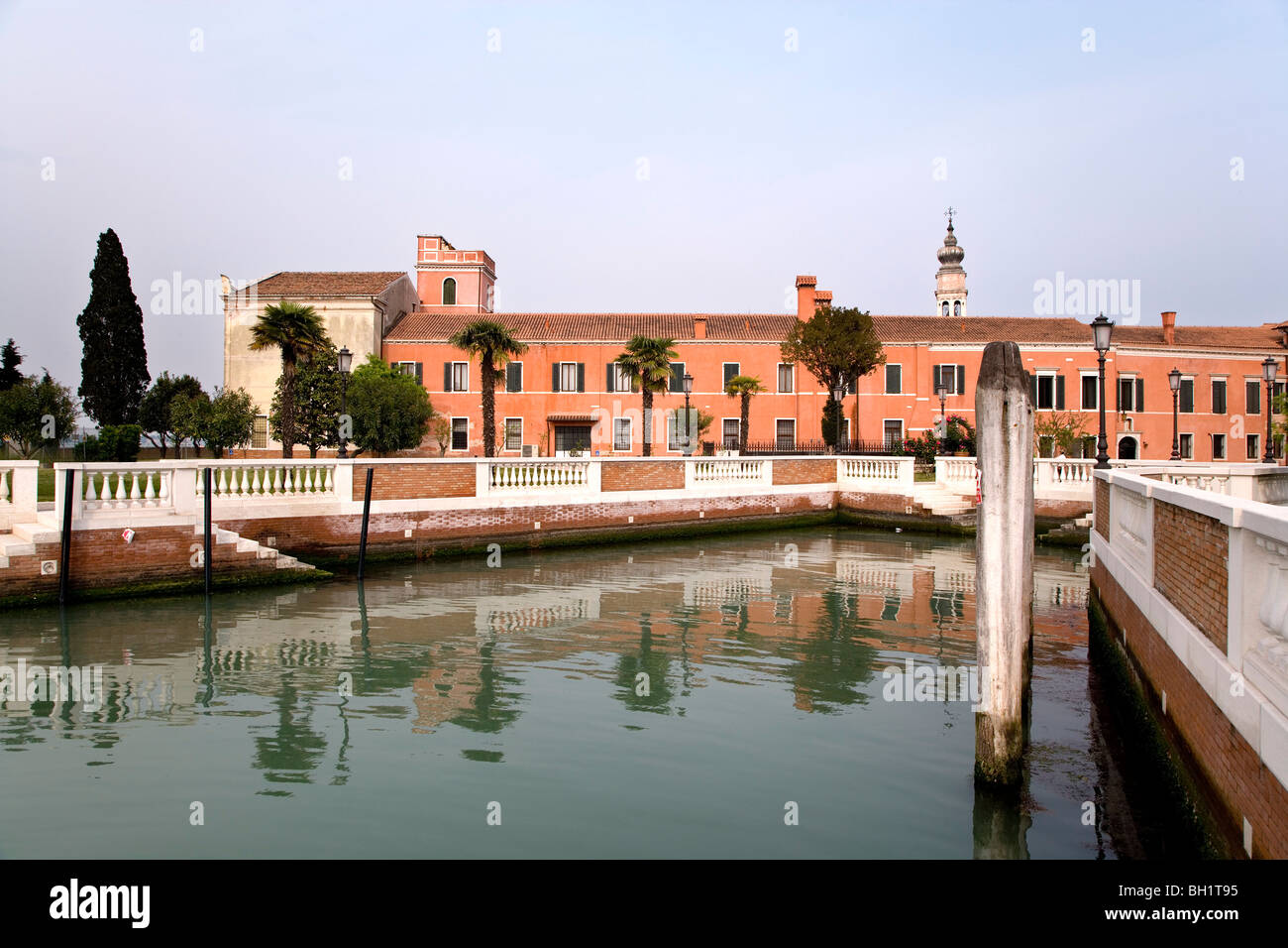 San lazzaro degli armeni venice hi-res stock photography and images - Alamy