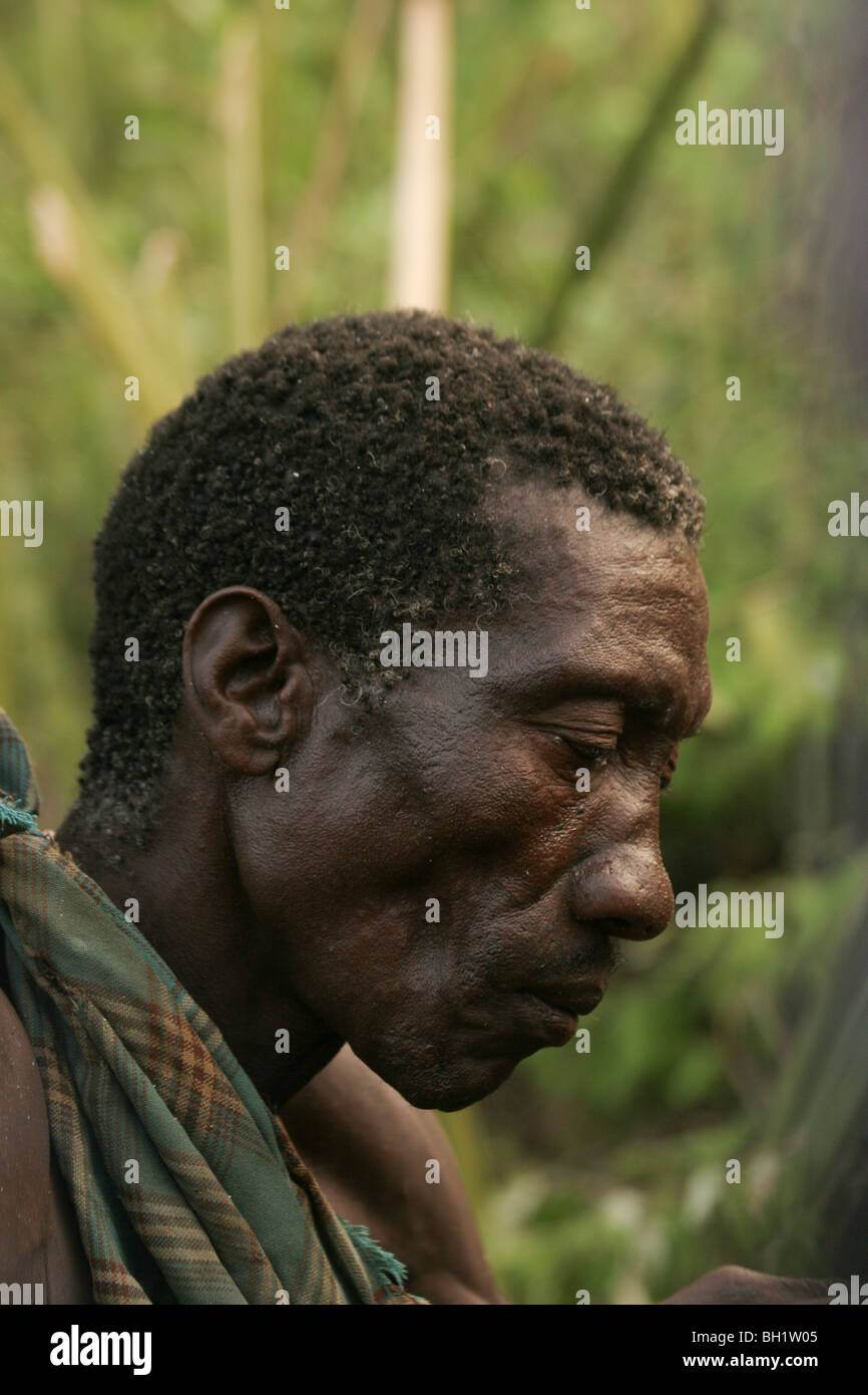 Aka Tribe Africa High Resolution Stock Photography and Images - Alamy