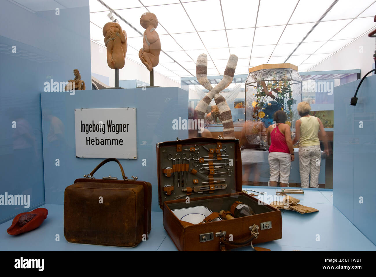 Das Deutsche Hygiene Museum, DHMD, Room 2 Living and Dying, Dresden ...