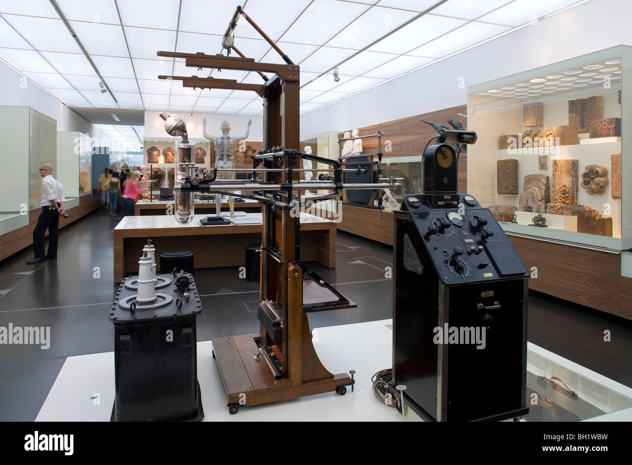 Das Deutsche Hygiene Museum, DHMD, Room 1 Living and Dying, an xray ...