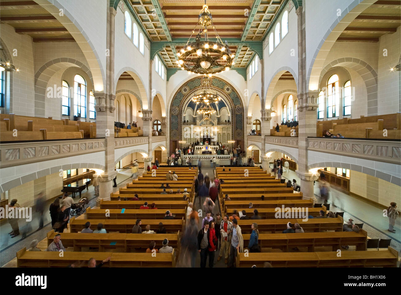 interior Synagogue Rykestrasse, Prenzlauer Berg, Berlin Stock Photo - Alamy