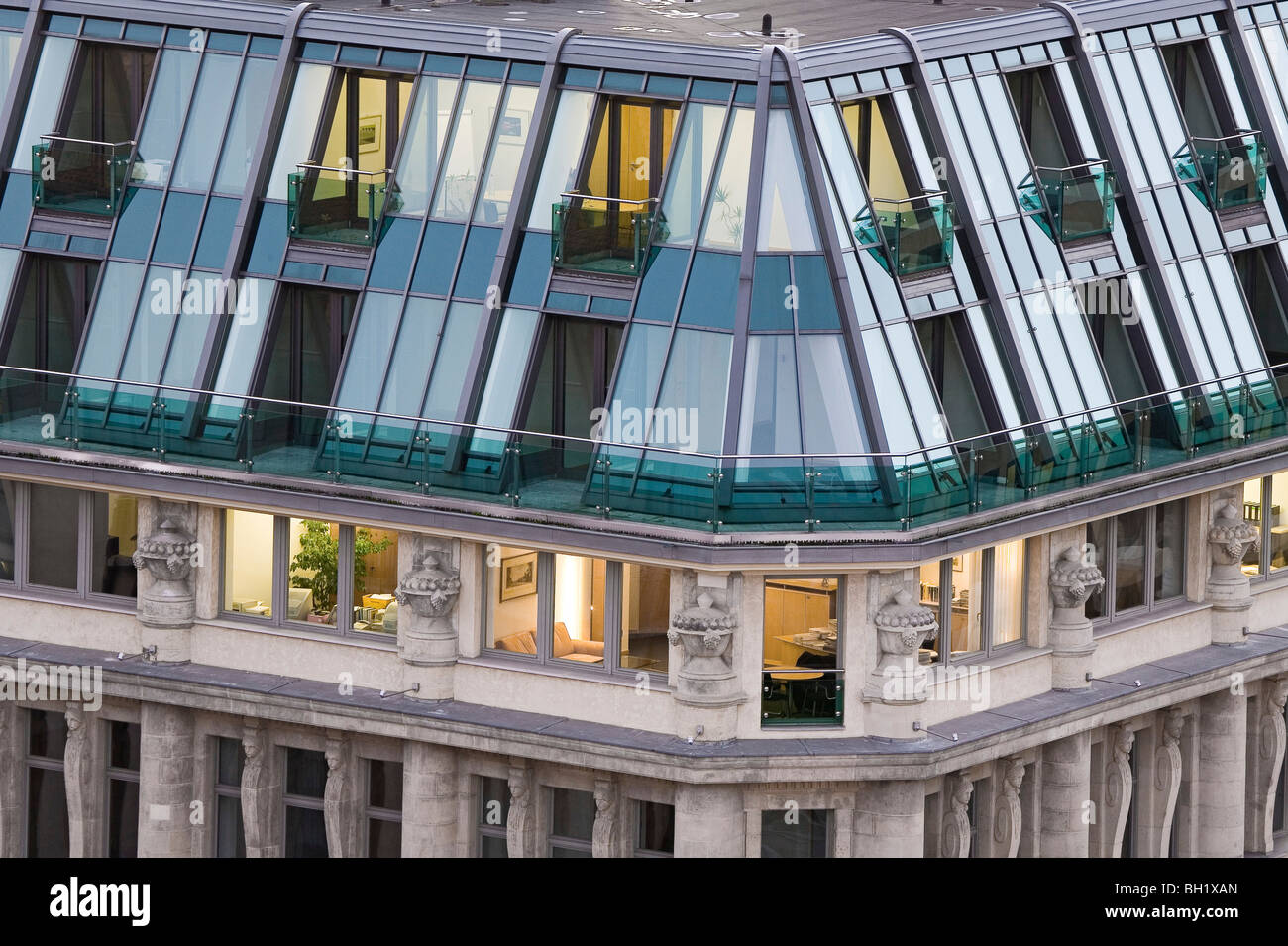 Old building of offices hi-res stock photography and images - Alamy