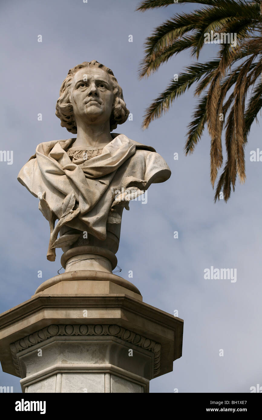 Las palmas statue colon columbus hi-res stock photography and images ...