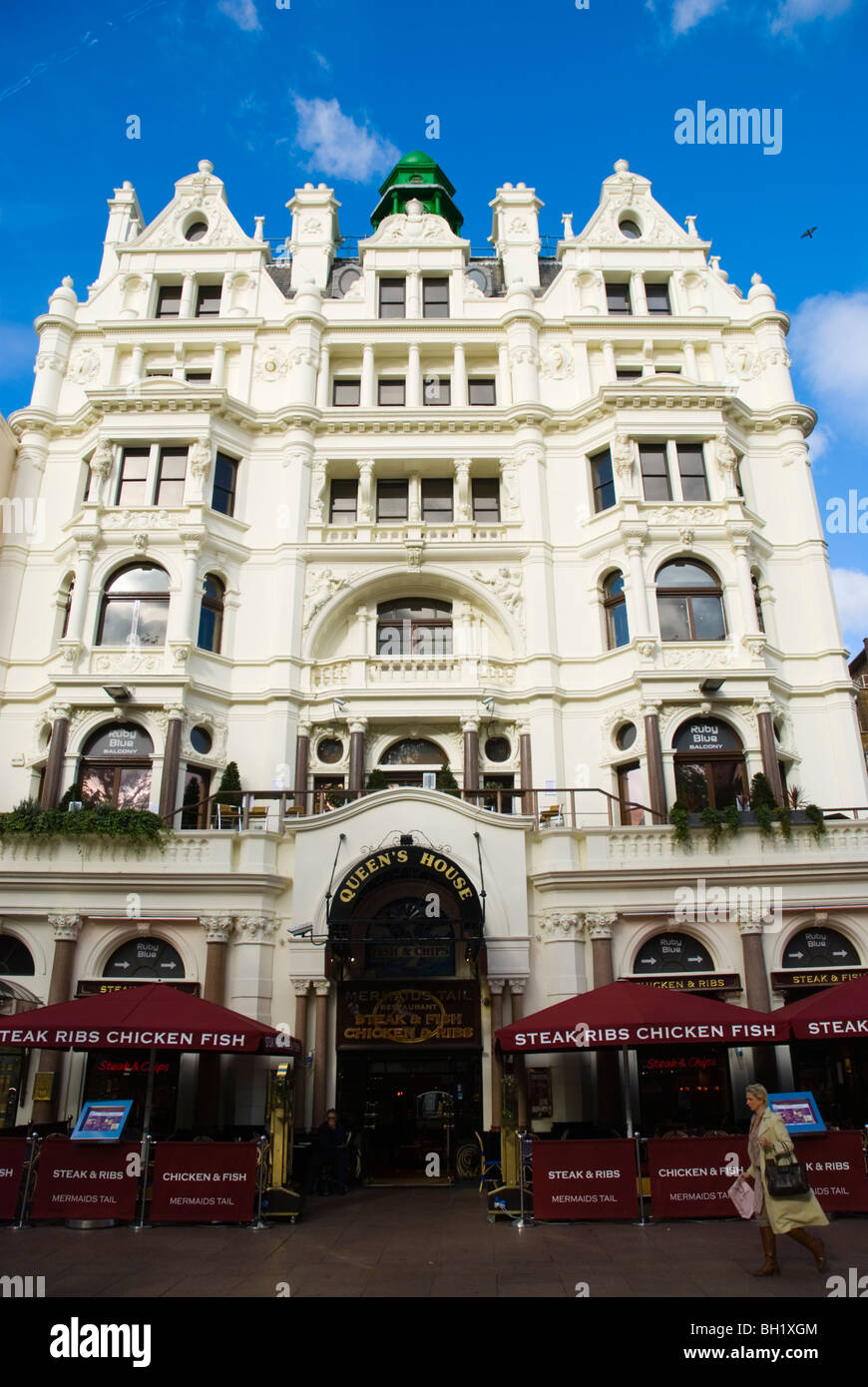 Leicester square london architecture hi-res stock photography and ...