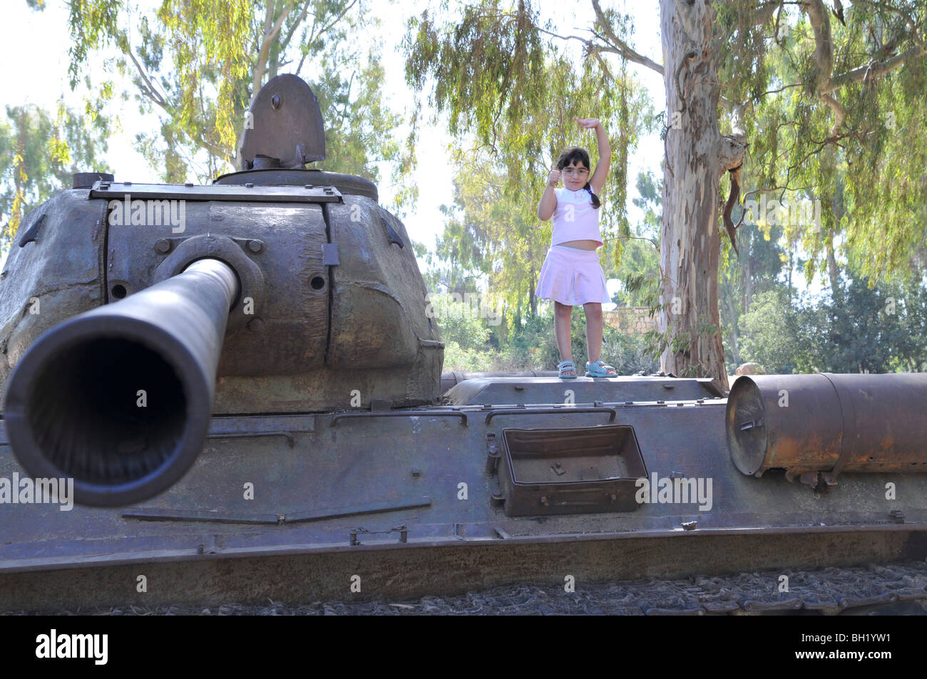 Monument to children hi-res stock photography and images - Alamy