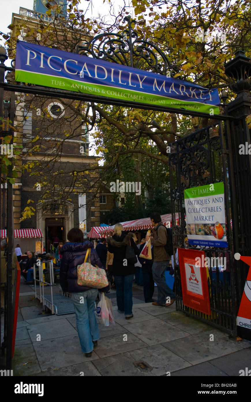 Piccadilly gate hi-res stock photography and images - Alamy