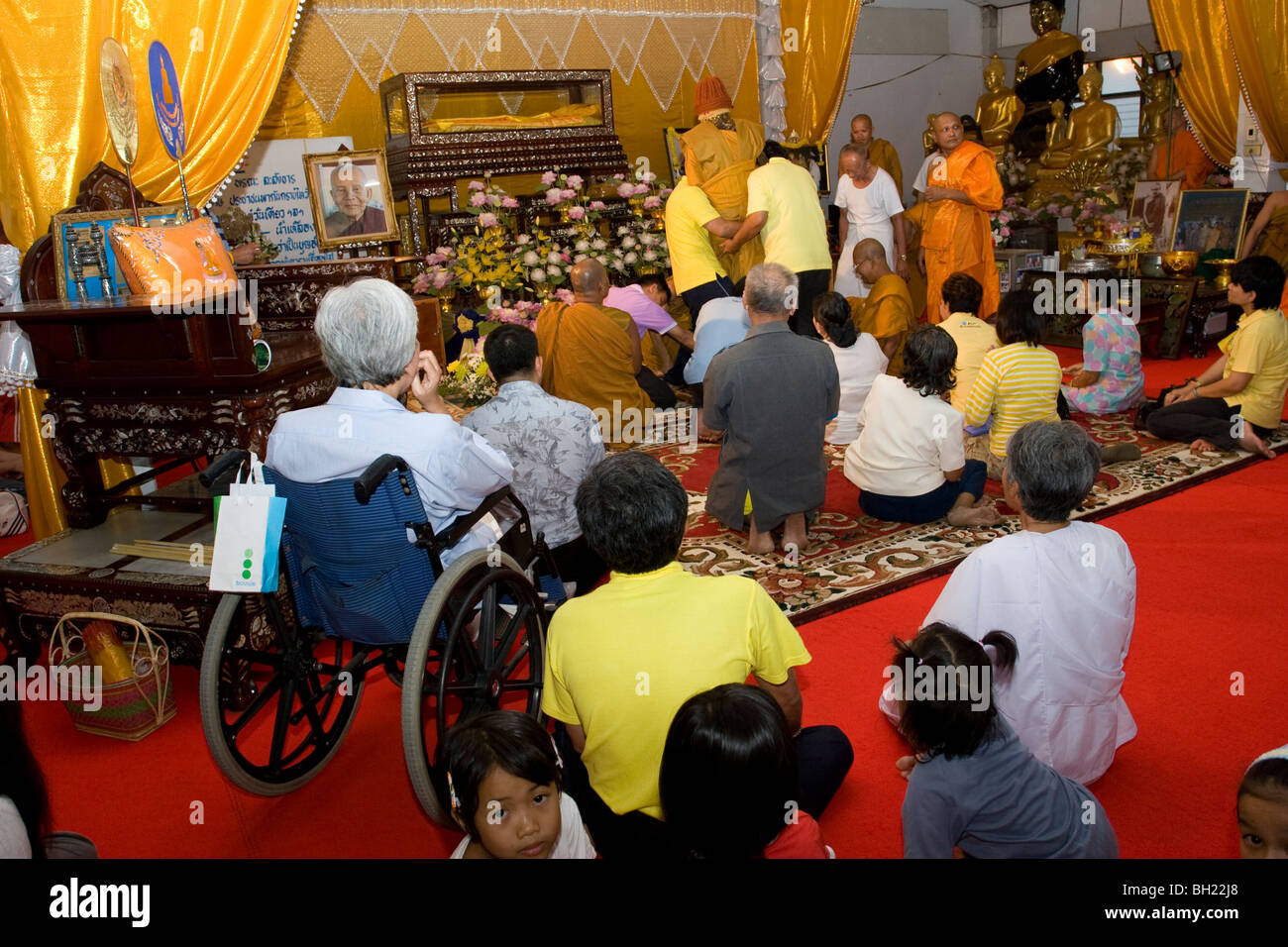 Once a year, dead monk Luang Phoo Budda Thawaro at Wat Klang Si ...