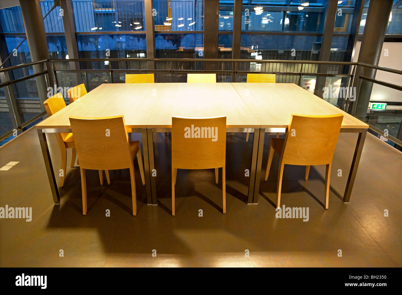 Empty conference table Stock Photo - Alamy