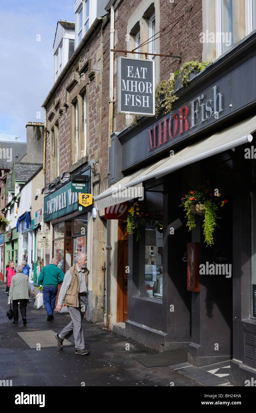 Modern fish and chips shop hi-res stock photography and images - Alamy