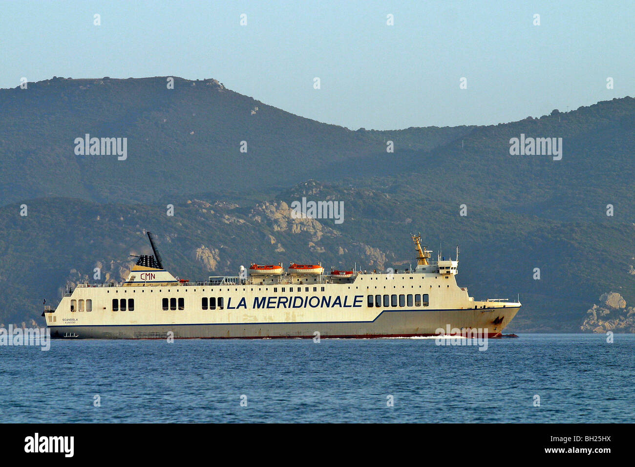 South ferry company hi-res stock photography and images - Alamy