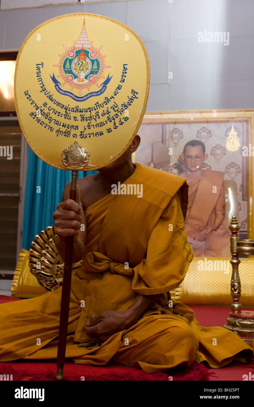 Monk fan hi-res stock photography and images - Alamy
