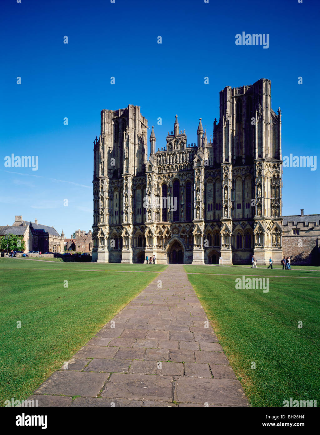 Grade i listed cathedral hi-res stock photography and images - Alamy