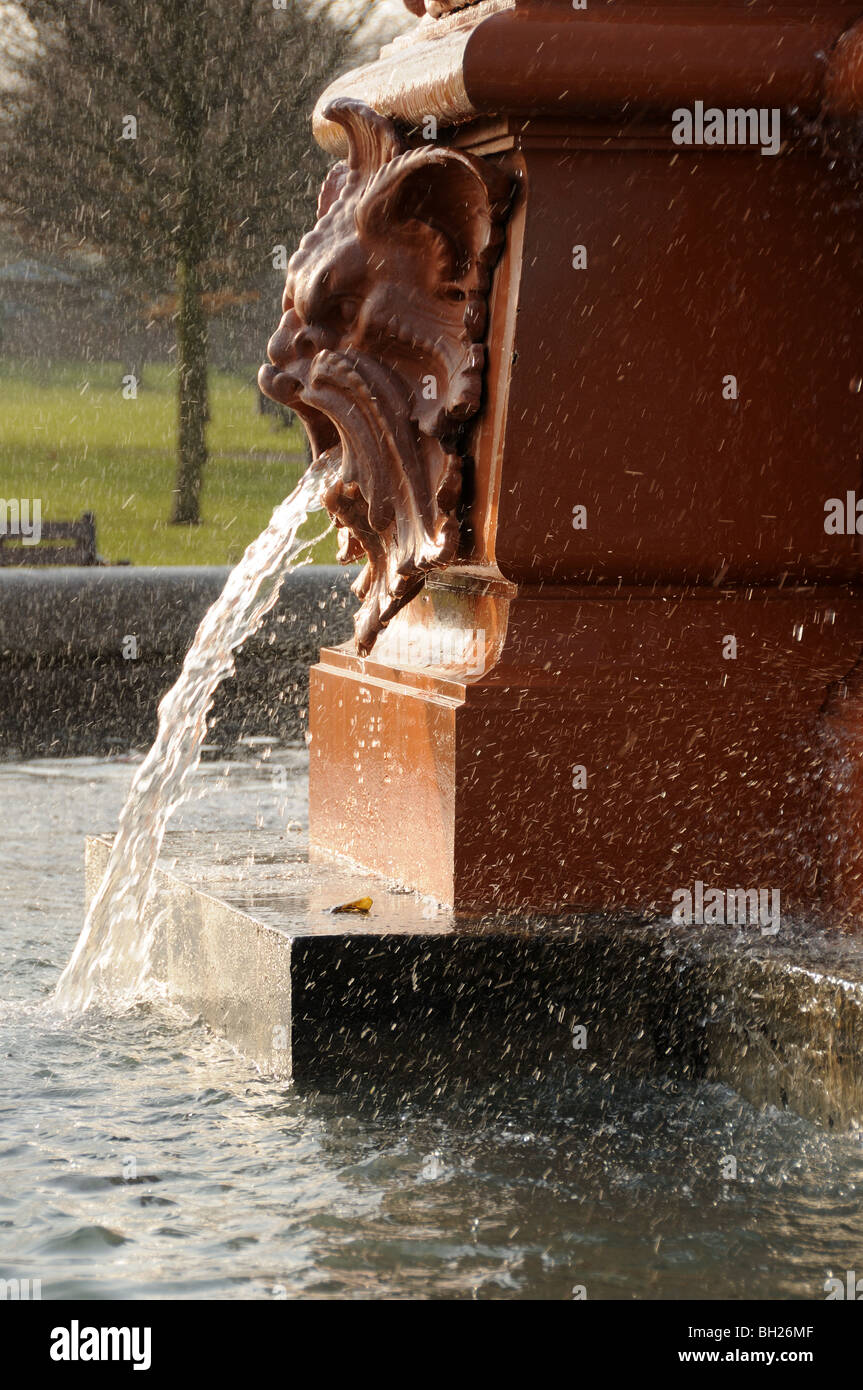 Fountain head hi-res stock photography and images - Alamy