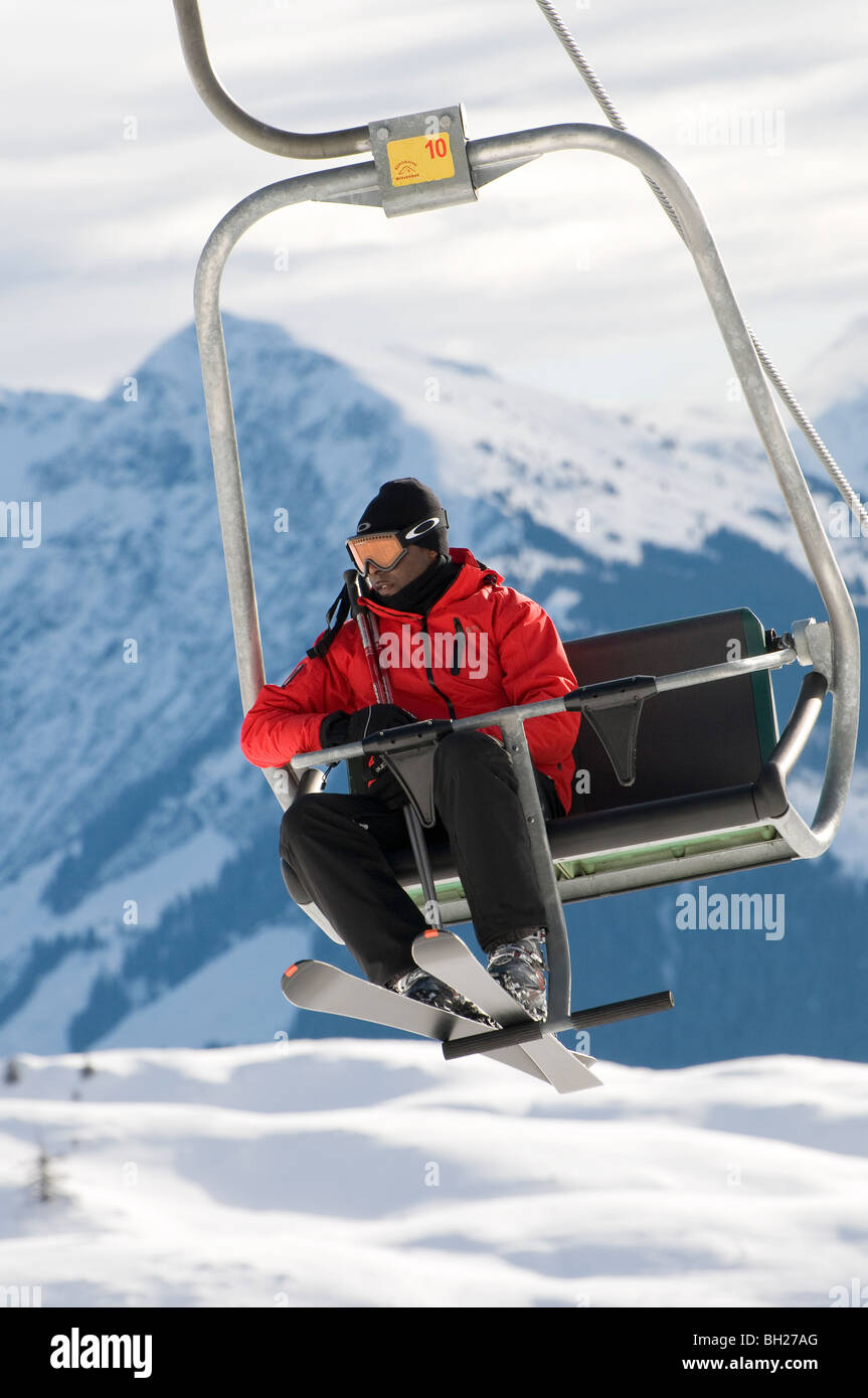 Ski chair lift hi-res stock photography and images - Alamy