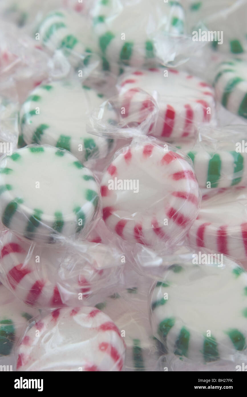 Round peppermint candy hi-res stock photography and images - Alamy