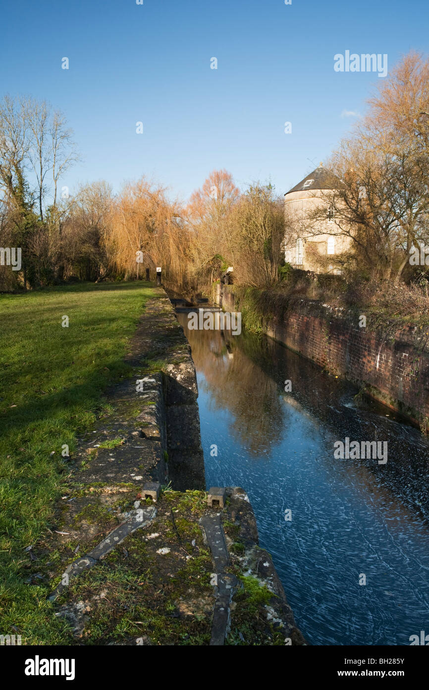 Old lock on the disused Severn-Thames Canal at Cerney Wick near ...